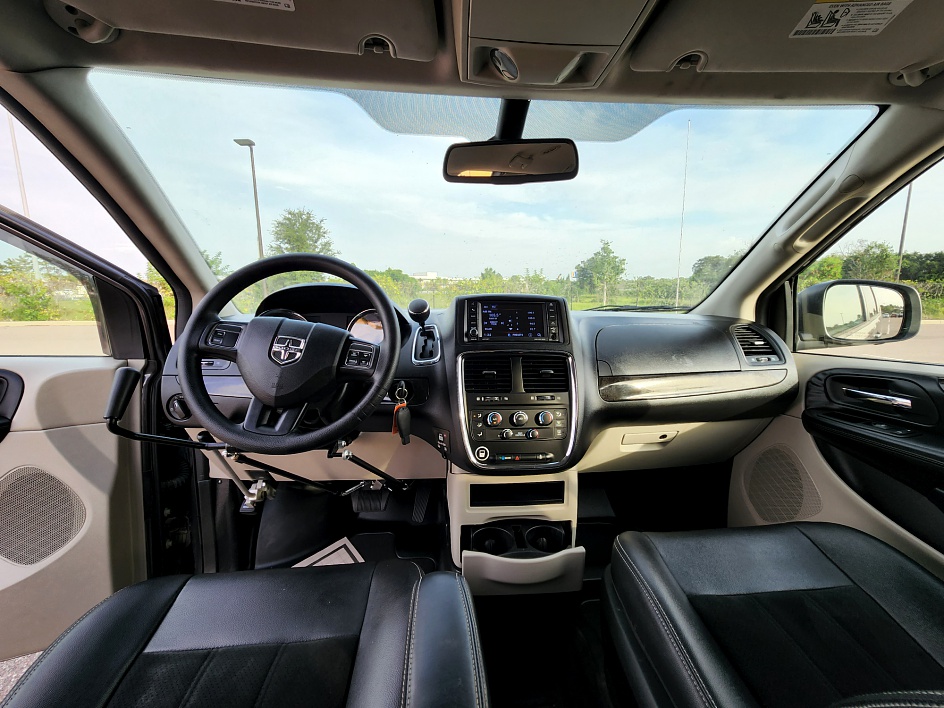 2020 DODGE GRAND CARAVAN SE - Mobility Florida