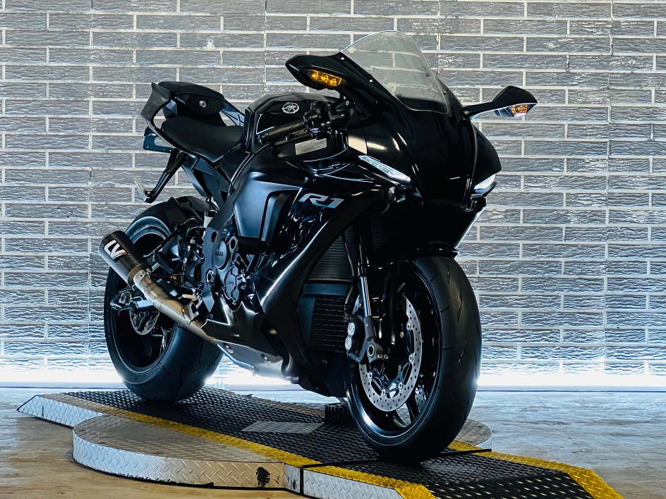 2022 YAMAHA YZF-R1 R1 - Motorcycle 4 US