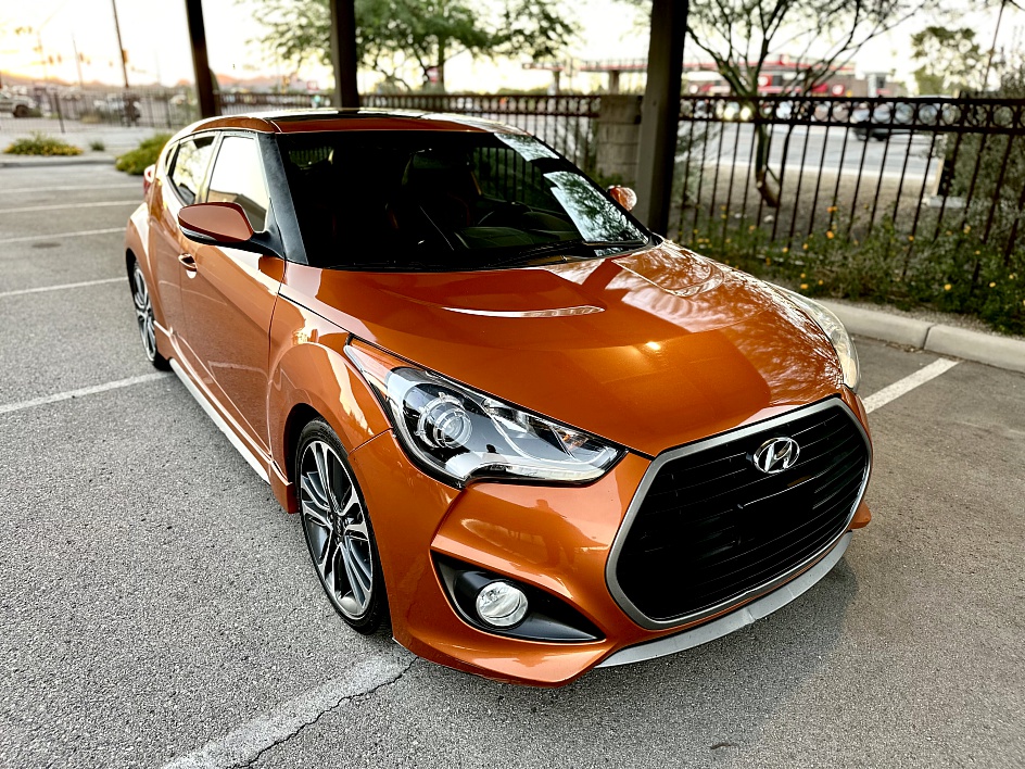 Hyundai Veloster Turbo Orange