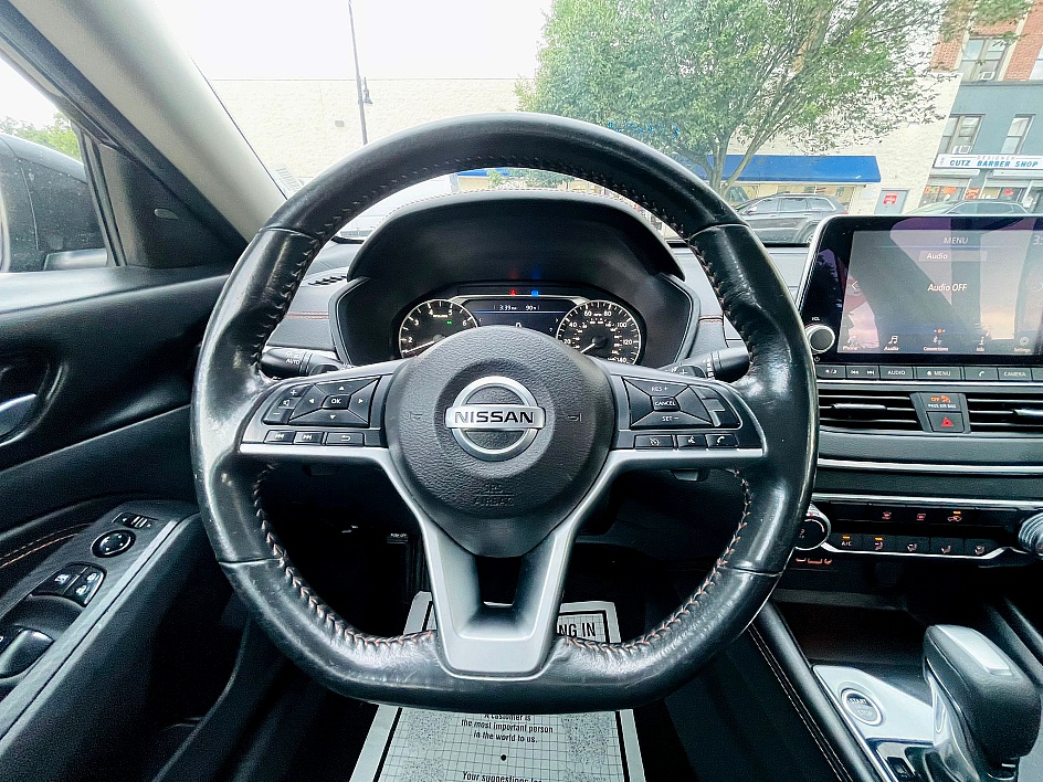 2022 NISSAN ALTIMA 2.5 SR - Buy Here Pay Here 999 Down