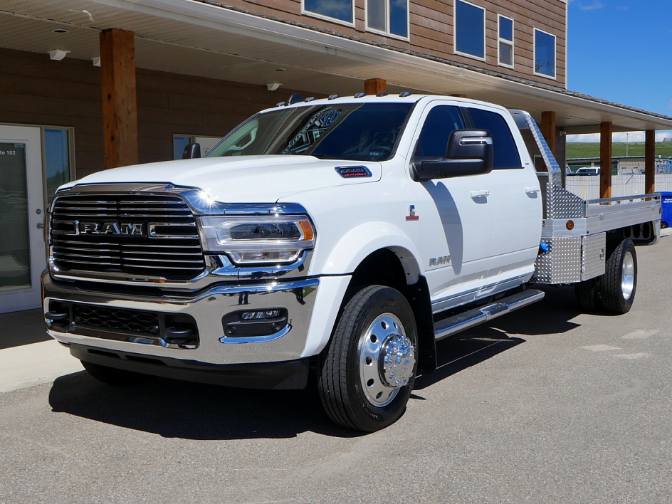 2024 RAM 5500 CHASSIS CAB LARAMIE - Diamond West Sales is Alberta and ...