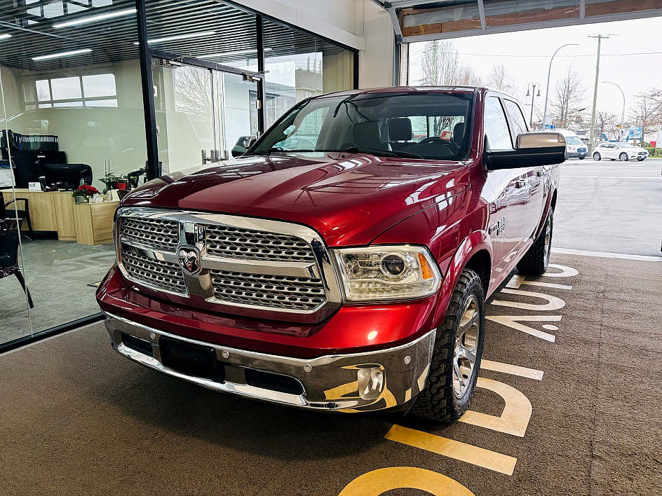 2015 RAM 1500 LARAMIE - DiDi Auto Group