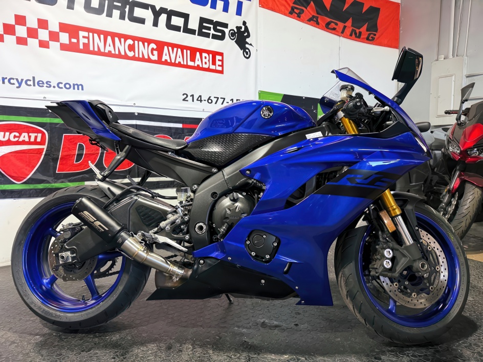 2018 YAMAHA YZF-R6 - Super Sport Motorcycles